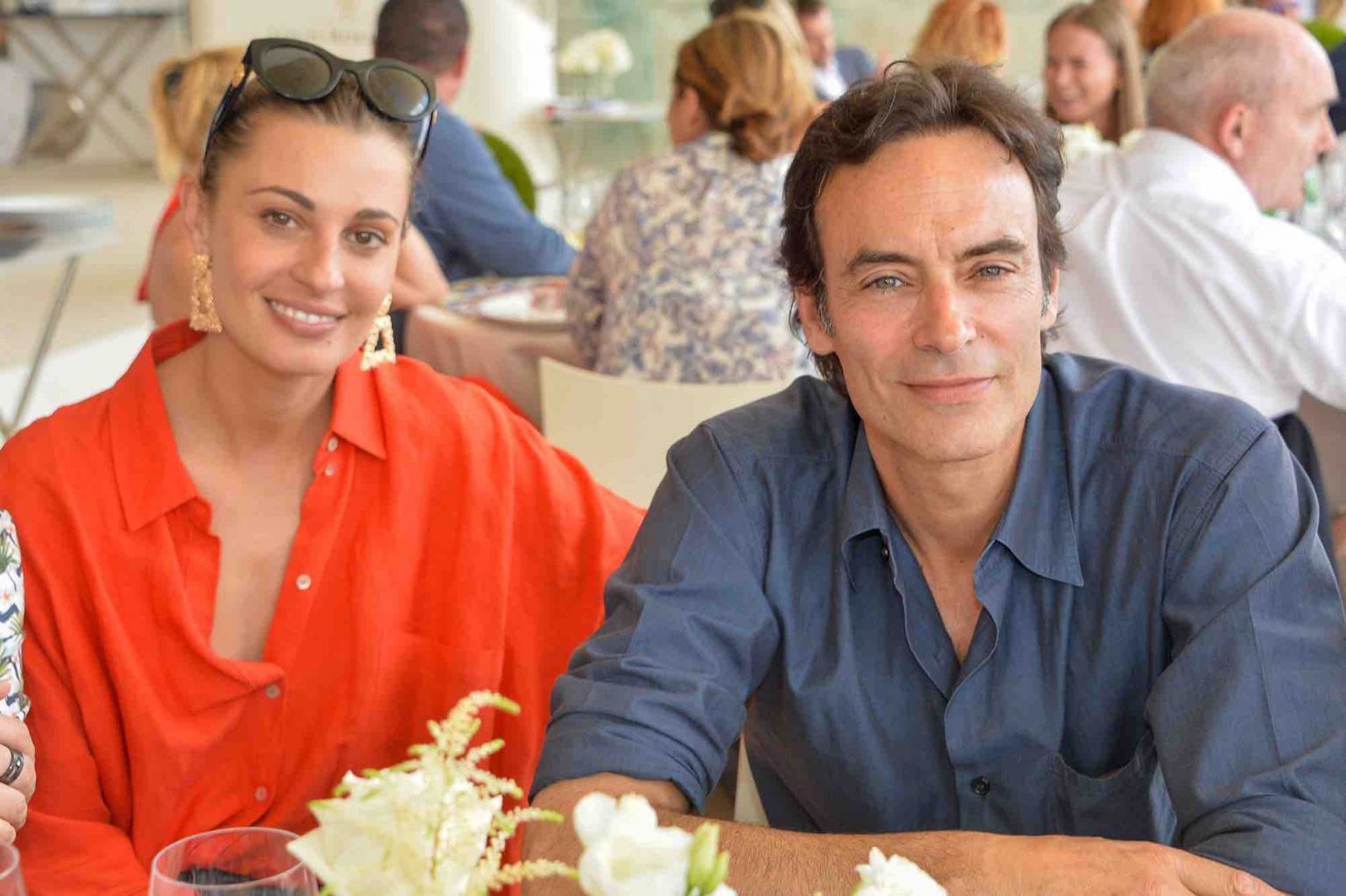 Anthony Delon et Sveva Alviti, fiançailles à l'italienne (détail ...
